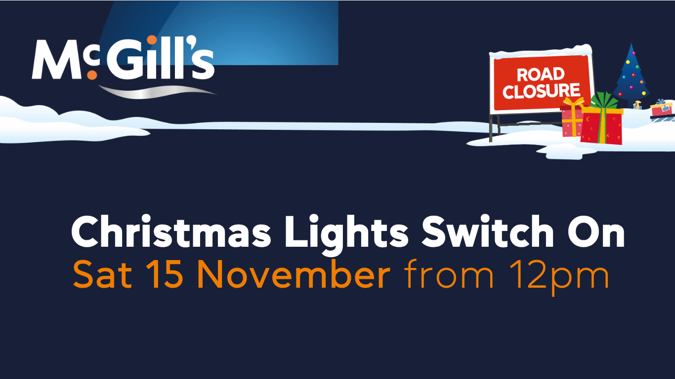 Paisley Christmas Lights Switch On - McGill's Buses